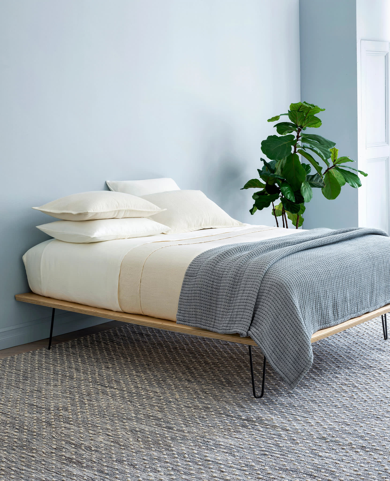 Pick Stitch Navy Matelasse Coverlet – Annie Selke