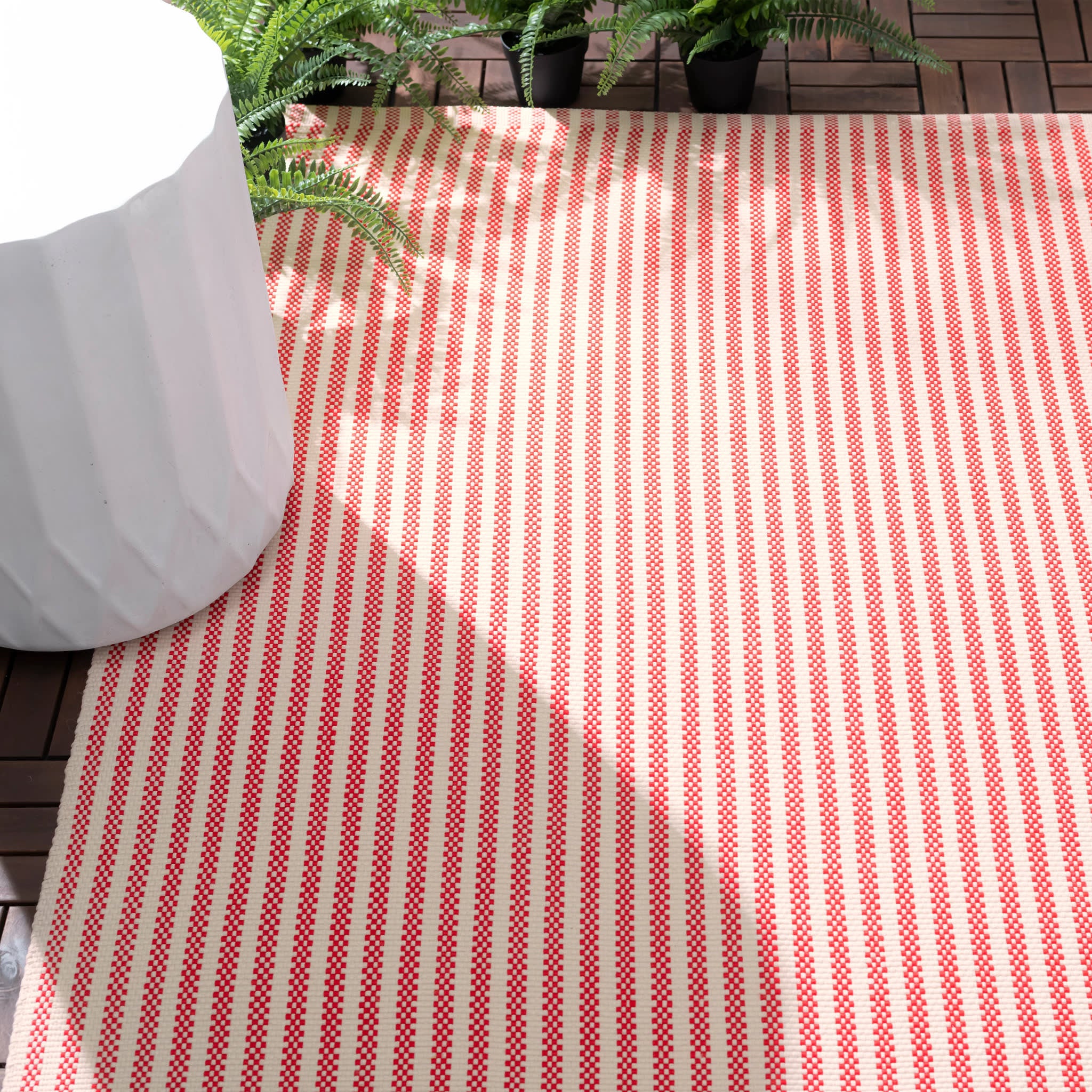 Pinstripe Handwoven Indoor/Outdoor Rug | Red/Ivory – Annie Selke