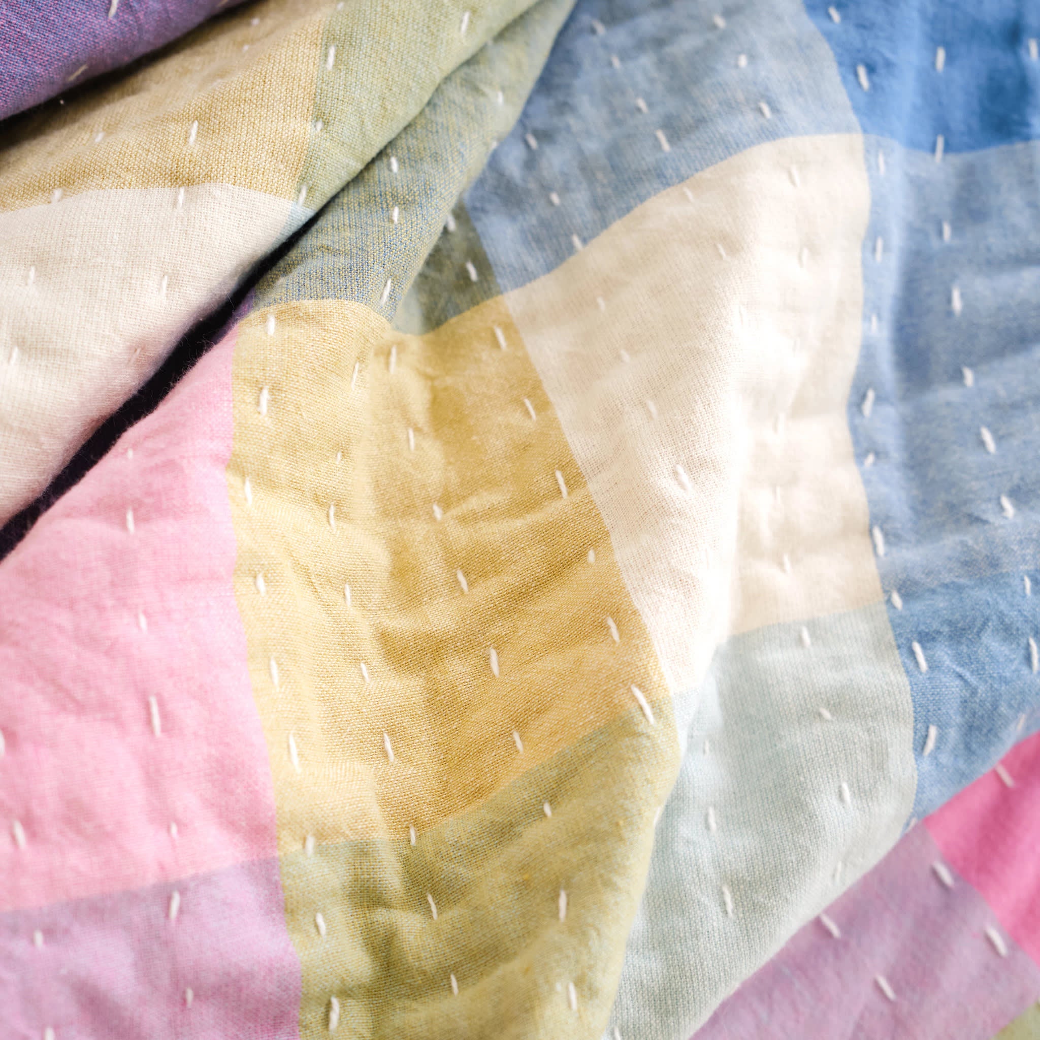 Charlette Plaid Coverlet | Multi – Annie Selke