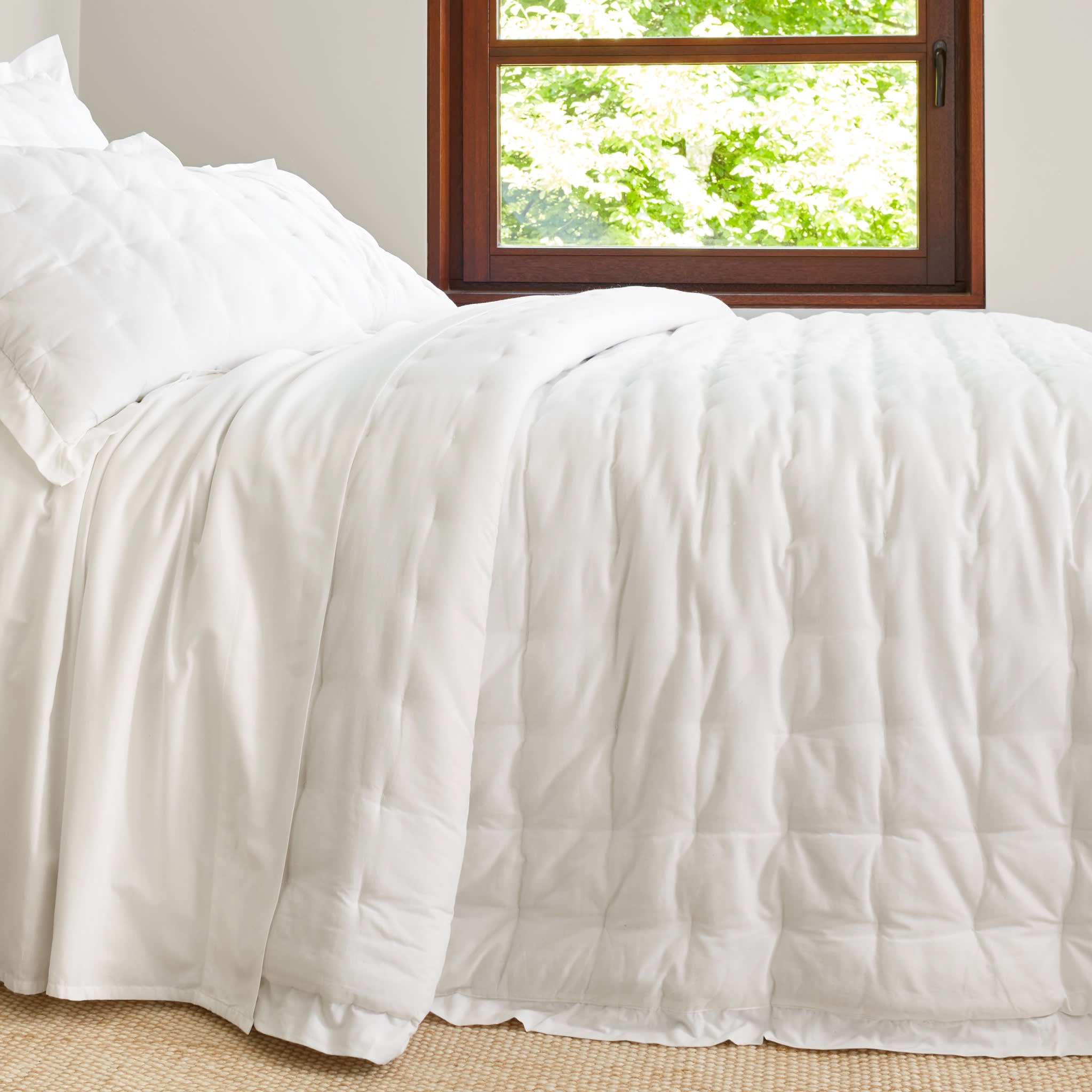 Cozy Cotton Puff | White – Annie Selke