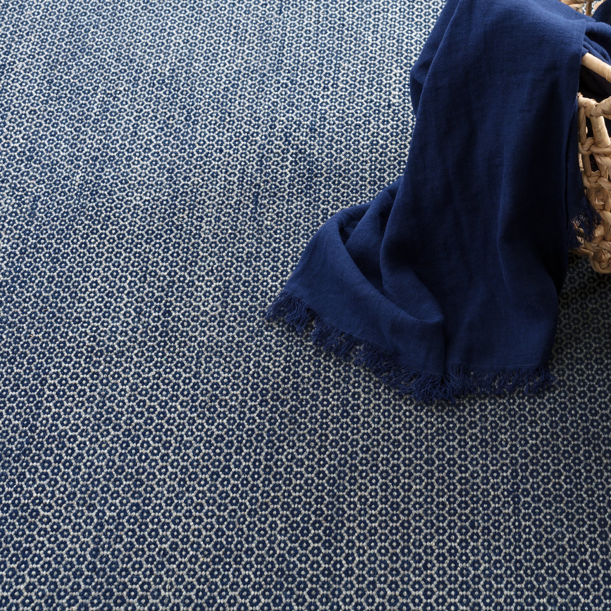 Honeycomb Indigo/Grey Handwoven Wool Custom Rug – Annie Selke