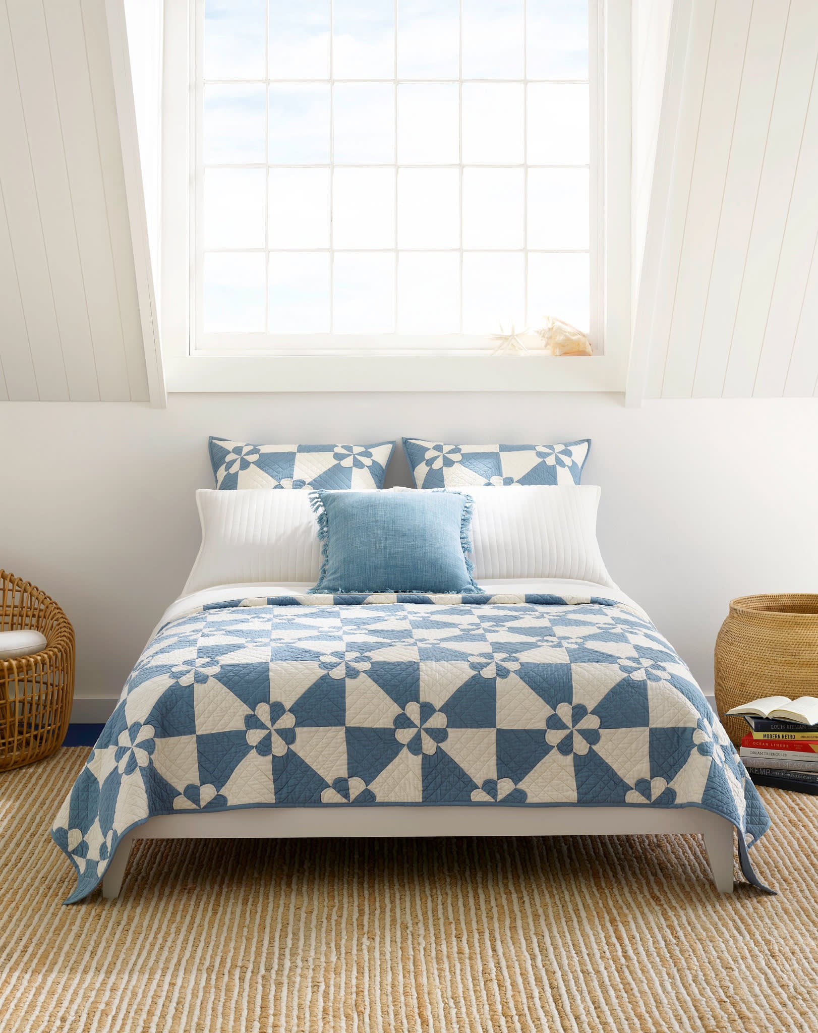 Sunny Side Blue Quilt – Annie Selke