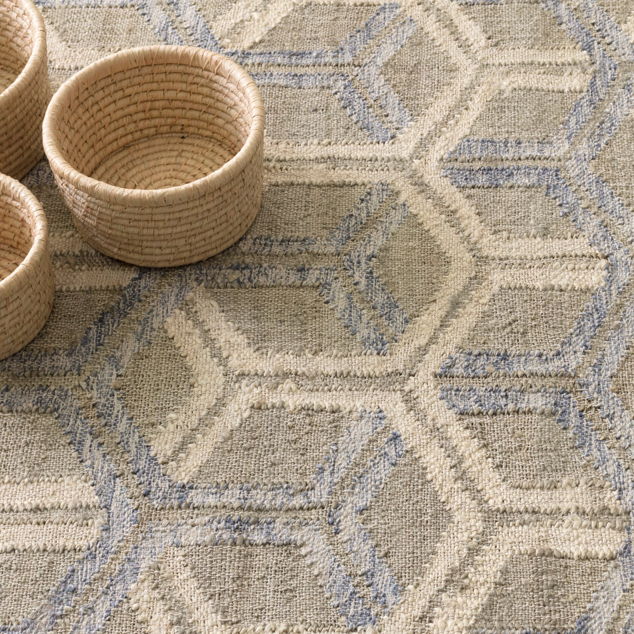 Tala Handwoven Jute Rug | Blue – Annie Selke