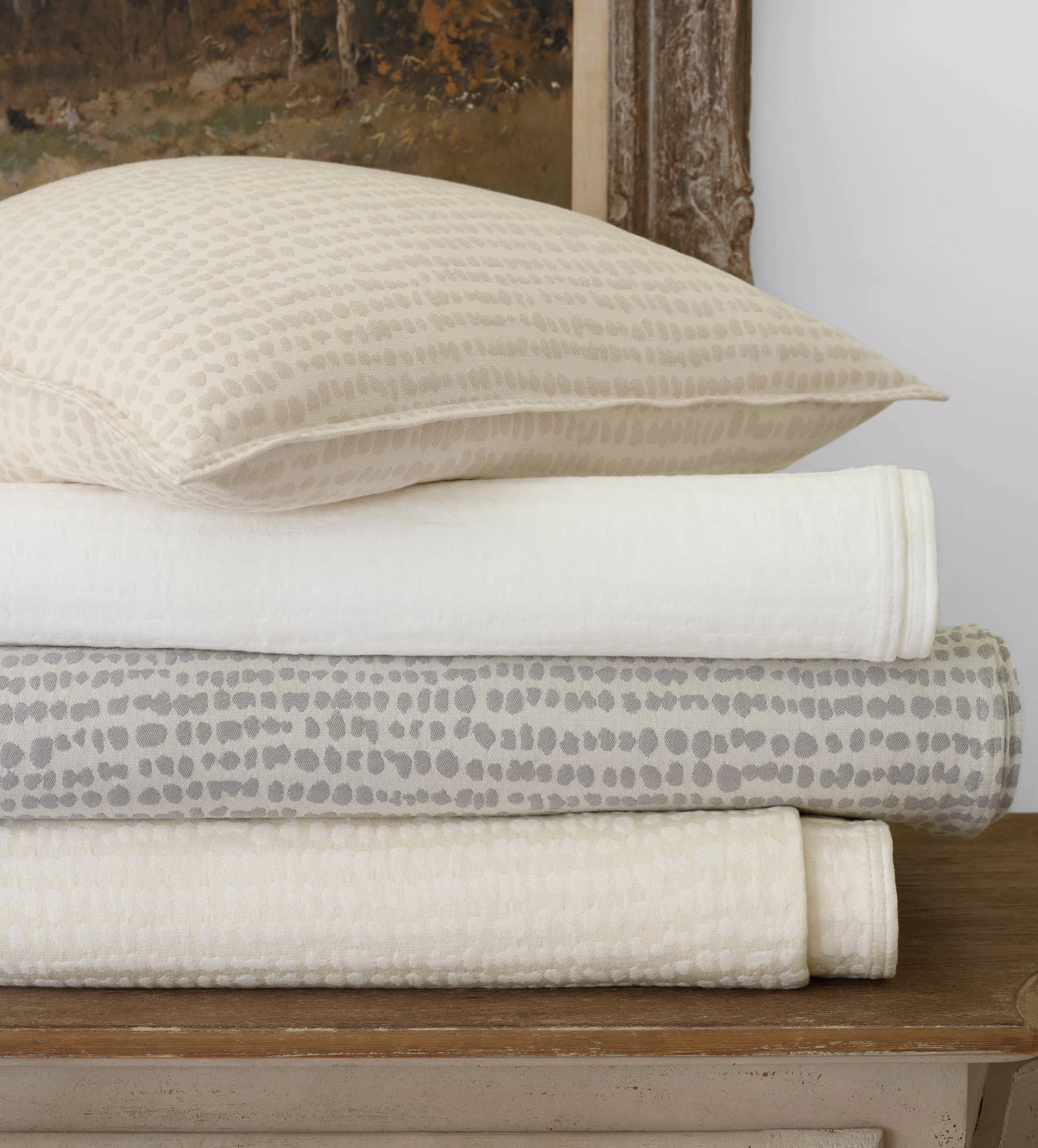 Shepherd White Matelasse Coverlet – Annie Selke