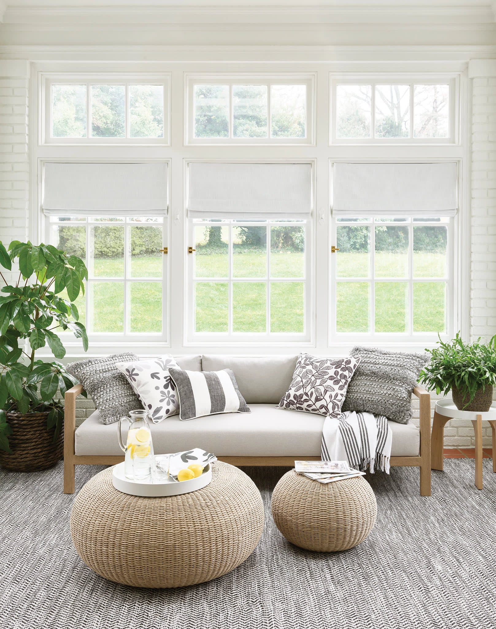 Modular Side Table | White – Annie Selke